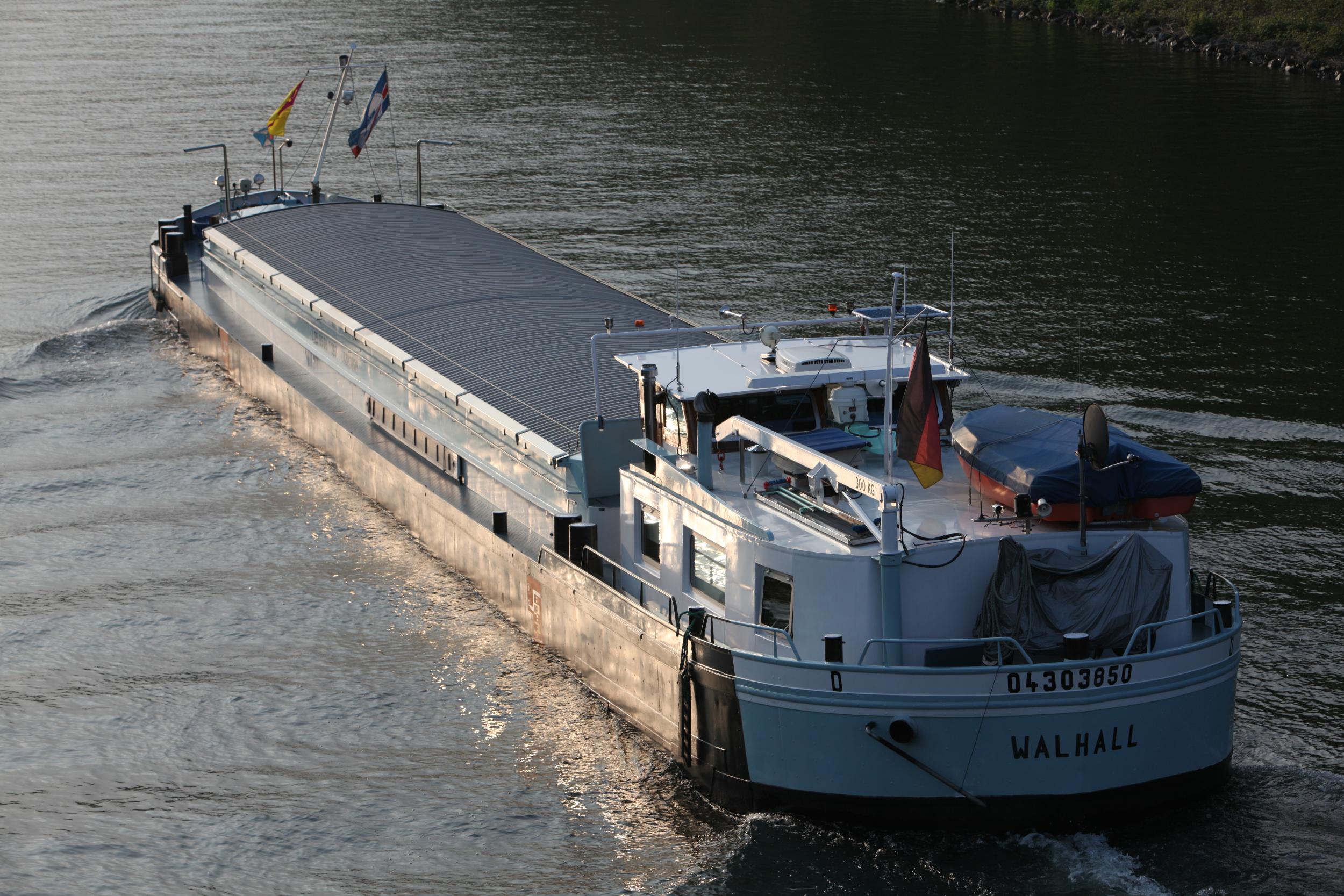 Wallhall | Binnenvaart in Beeld